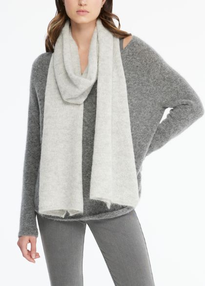 Buy your women's scarves online at Sarah Pacini