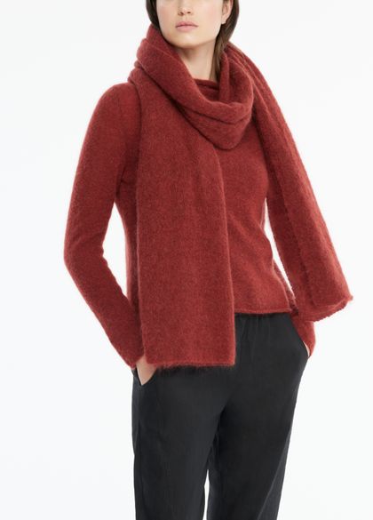 Buy your women's scarves online at Sarah Pacini