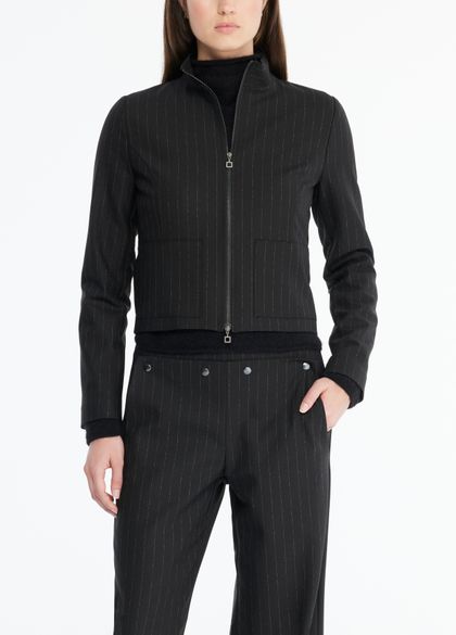 Buy your women's jackets online at Sarah Pacini