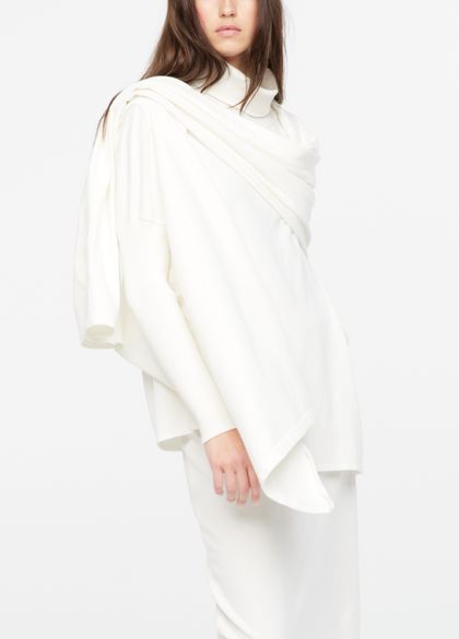 Buy your women's scarves online at Sarah Pacini